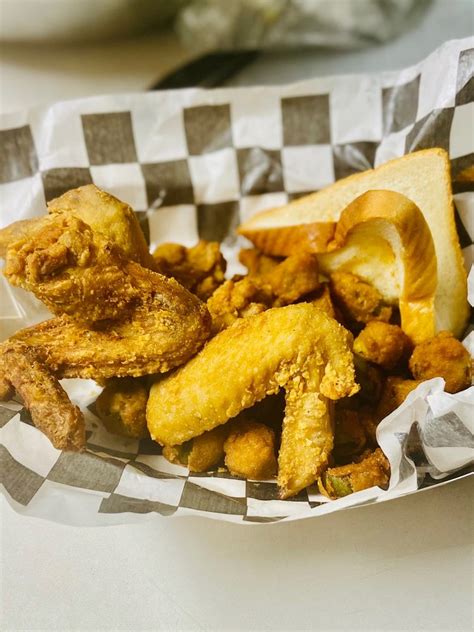 The Rolling Rooster 385 Photos And 505 Reviews 13717 Mopac Service Rd Austin Tx Menu Yelp