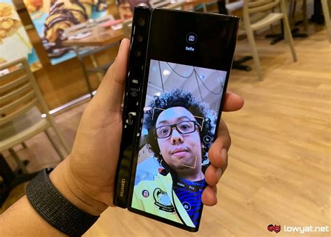 Huawei Mate X Hands On Setting The Standard For The Foldable Era 8