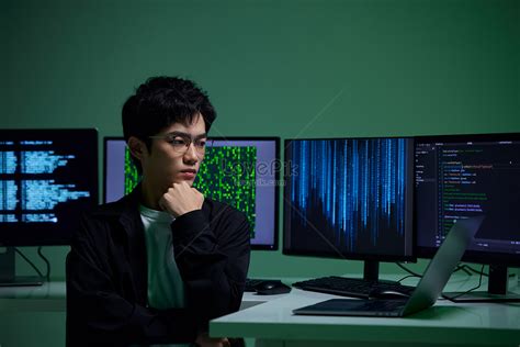 젊은 프로그래머 이미지 사진 및 Png 일러스트 무료 다운로드 Lovepik