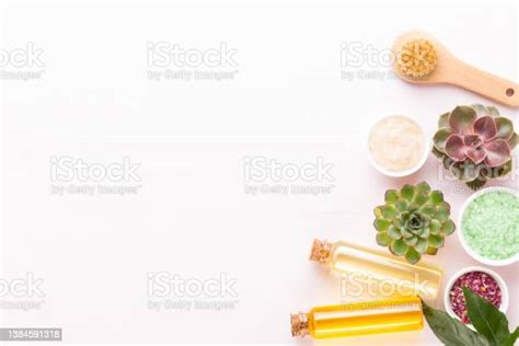 수제 바이오 화장품 및 선인장 조성물 평평한 평신도 텍스트 공간 스파 배경 이미지 개념에 대한 스톡 사진 및 기타 이미지 개념 개념과 주제 건강관리와 의술 Istock
