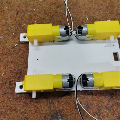 Diy Arduino Voice Controlled Robot