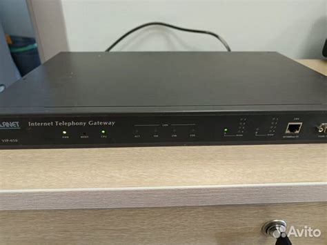 Sip Voip голосовой шлюз Planet Vip 050 купить в Москве Электроника