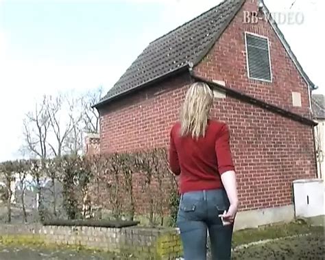 Blonde Teen Filmed In Pov As She Shoves Her Favorite Toy Inside Her Sex