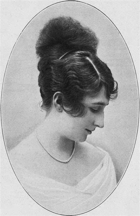 Les Modes Womens Hairstyles Historical Hairstyles Antique Photography