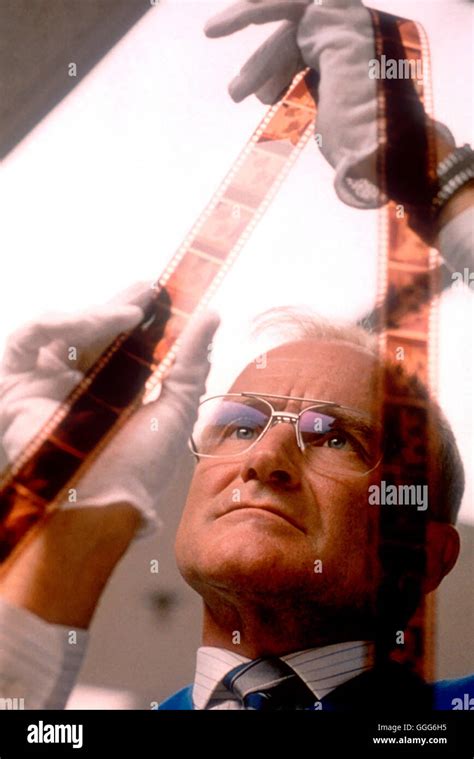 One Hour Photo One Hour Photo Usa 2002 Mark Romanek Seymour Sy Parrish Robin Williams