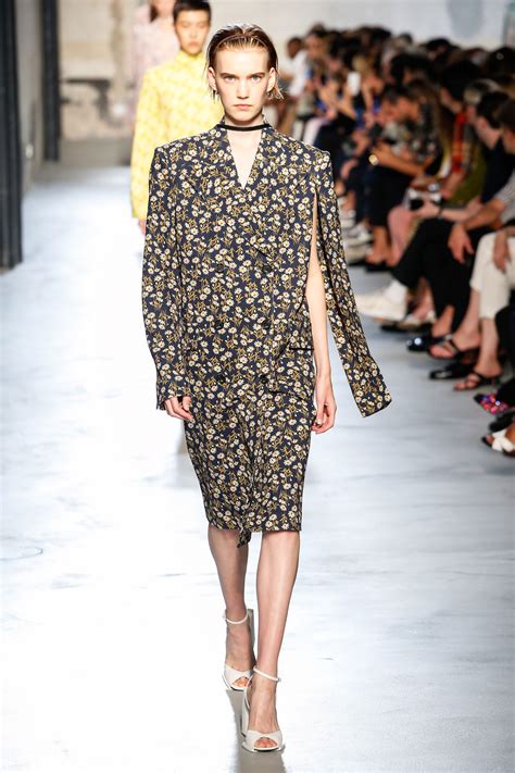 N.21 RTW Spring 2020 [PHOTOS]