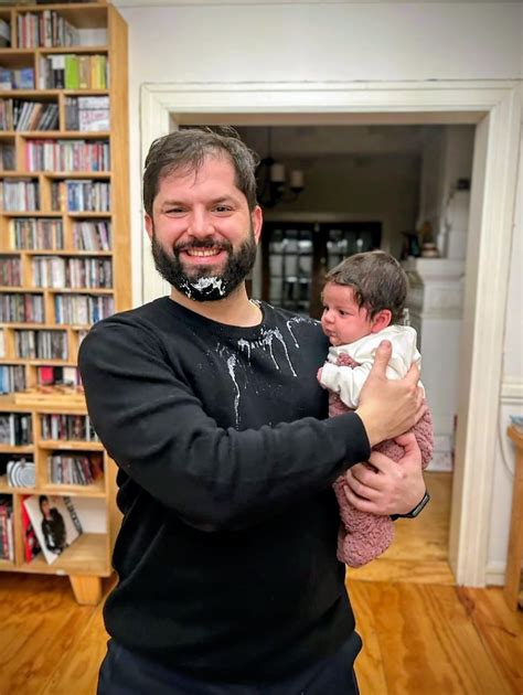 Chileans Have A President Thats Actually A Normal Age At A Normal State In Their Life Album