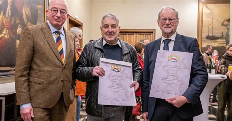 Titel Van Ereraadslid Voor Pierre Van Damme En Walter Deygers