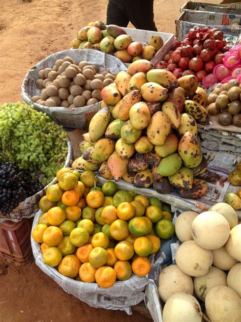 Goa India Nov 13 2018 A Road Side Fruit Stall Selling Fresh Fruits Editorial Photography