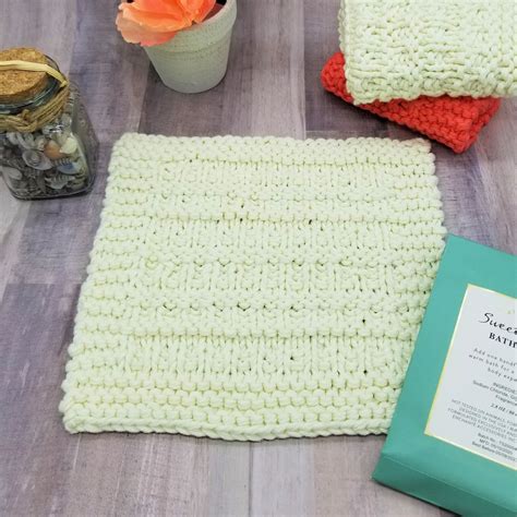 Washcloth Knitting Pattern Easy Knitted Washcloth Beginner Project