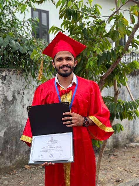 ahmed rishad b a on linkedin today is the day i officially graduated