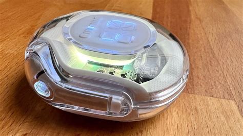Обзор Acefast Crystal (2) T8: яркие и громкие беспроводные наушники