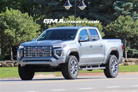 2023 GMC Canyon Denali In Sterling Silver: Live Photos
