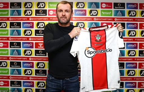 „საუთჰემპტონს“ ნათან ჯონსი გაწვრთნის