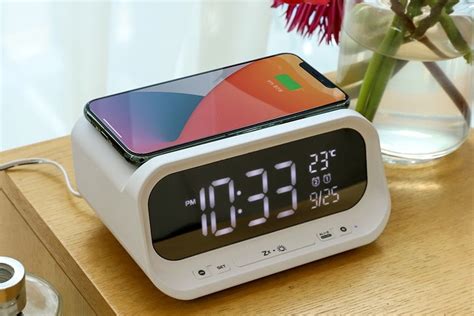 오리엔트 클린 미러 화이트 Led 무선충전 디지털 알람 탁상시계 위시버킷