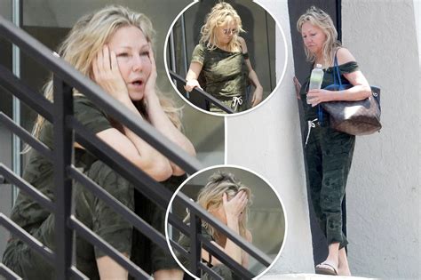Drunk Sitting On The Ground Heather Locklear Loses Battle With