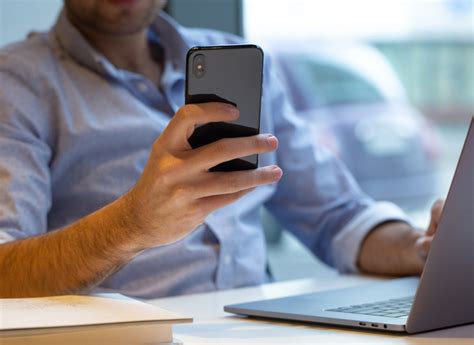 Hiring Mobile Application Designers Dinarys