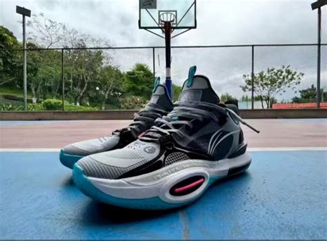 全城10！无眠之城！ 知乎