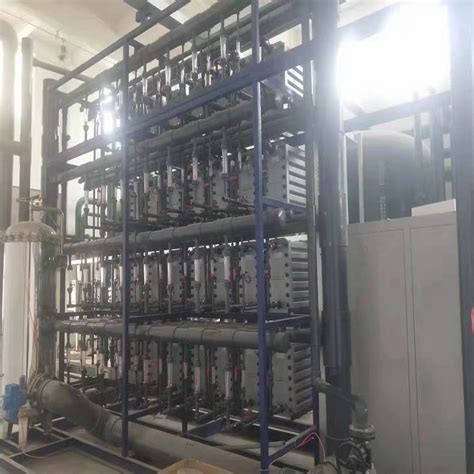 Water Desalination Equipment With Low Energy Consumption Water Treatment And Water Purification