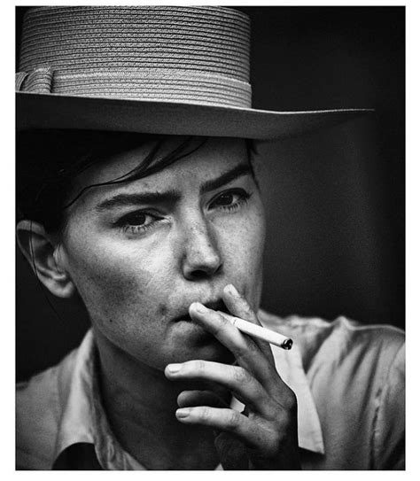 Pin By Emily On Daisy Ridley Daisy Ridley Women Smoking Daisy