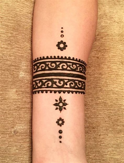 Wrist Henna Henna Tattoo Designs Simple Henna Tattoo Designs