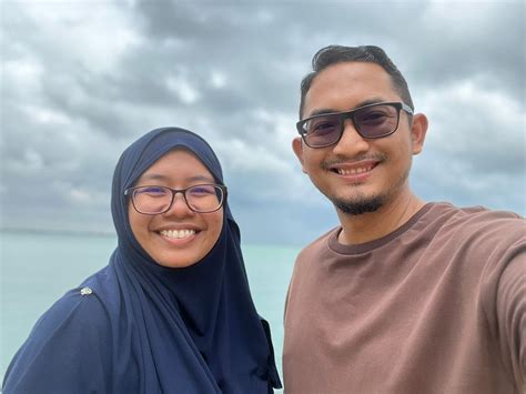 Buat Burger Ke Dik Achey Kongsi Video Kelakar Tiara Bersihkan Meja