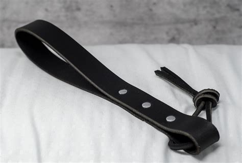 Full Grain Leather Bdsm Tawse Spanking Paddle Whip Bondage Restraints