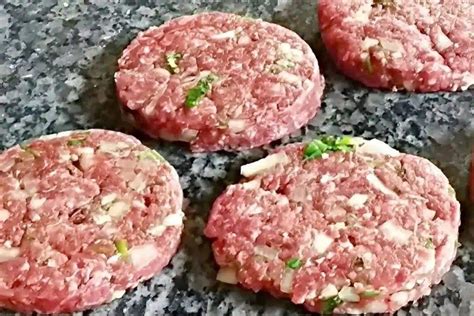 Hambúrguer Artesanal Caseiro Para Fazer Lanches E Sanduíches Deliciosos