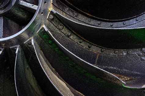 Nold 리벳 광산 팬 임펠러와 팬 블레이드의 전면 보기 매크로 선풍기 전기 설비에 대한 스톡 사진 및 기타 이미지 선풍기 전기 설비 강철 건설 기계류 Istock