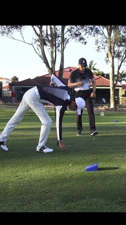 코스에서 스윙 고치기 골프 골프레슨 Shorts Youtube