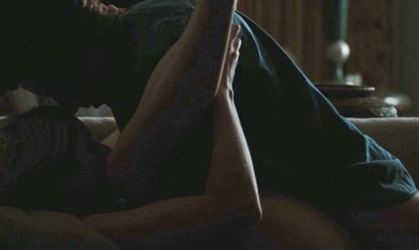 Greta Gerwig Nude And Sexy Celeb Pictures