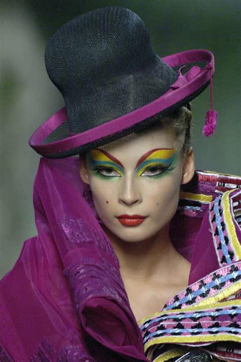 Christian Dior FALL 2005 COUTURE | Stiletto.blog