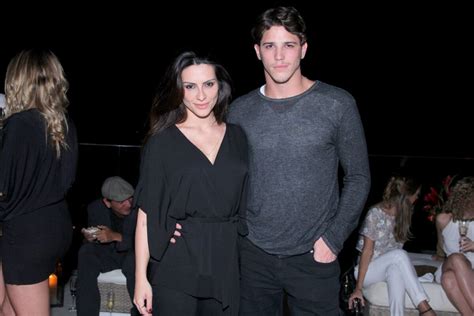 Foto Romulo Neto Mantém Tatuagem Feita Em Casamento Com Cleo Purepeople