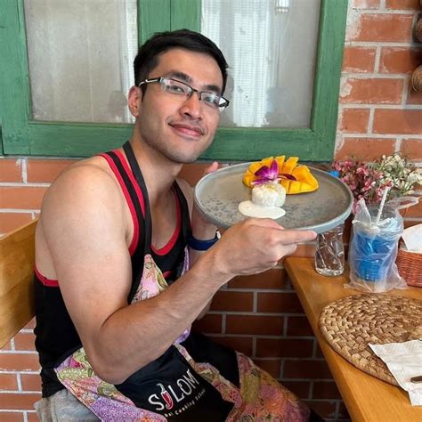 Chueh Shin Luen Jameseggplant • Threads Say More