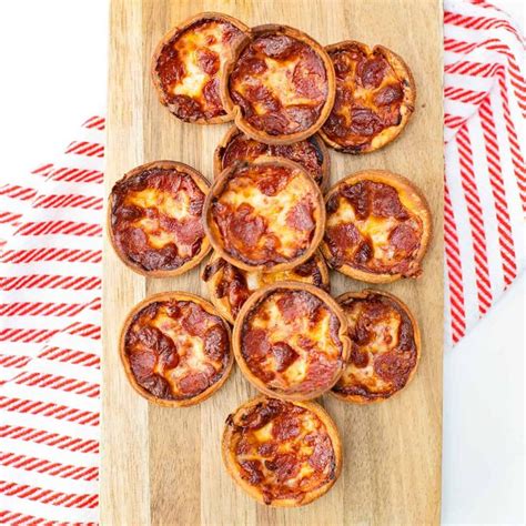 Mini Muffin Tin Pizza Recipe Mini Pizza Bites Muffin Tins Mini Pizza