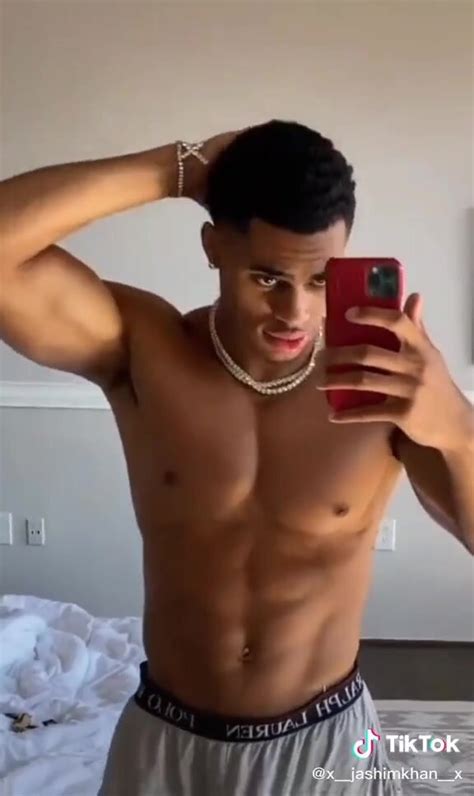 Big dick tiktok ThisVid com em inglês Big dick tiktok ThisVid com em inglês