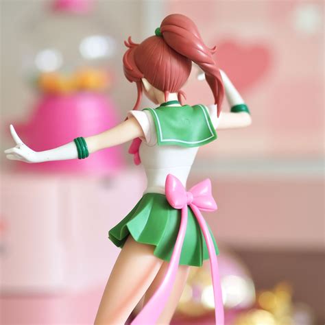 Sailor Moon Eternal Super Sailor Jupiter Figurine Version A Elbenwald