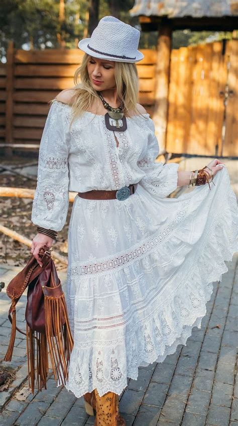 (48) Одноклассники | Boho outfits, Lace dress boho, Lace white dress