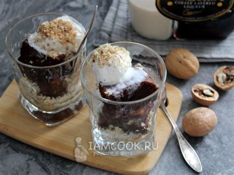 Шоколадный брауни с мороженым — рецепт с фото пошагово