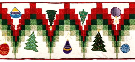 Specialty Classes Dec La Table Runner