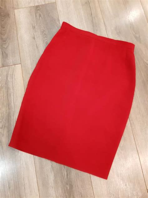 Спідниця футляр — ціна 100 грн у каталозі Міні спідниці Купити жіночі речі за доступною ціною на