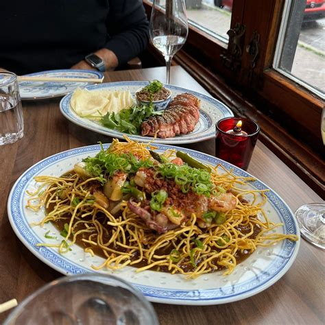 Oncle Lee Montreal Restaurant Reviews Photos And Phone Number Tripadvisor