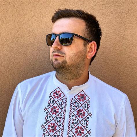 Сюрприз привітання для дорогої мами та бабусі з Днем Народження🎁 з любовю від сина Михайла