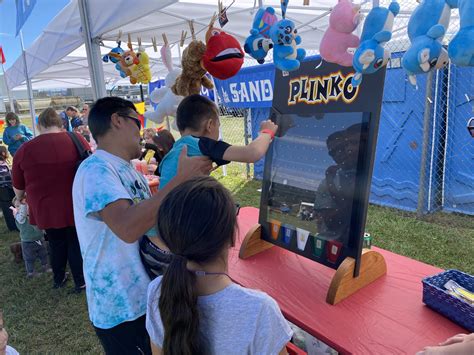 Plinko Carnival Game