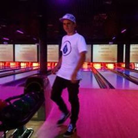 Stream Noah Stiles Music Listen To Songs Albums Playlists For Free