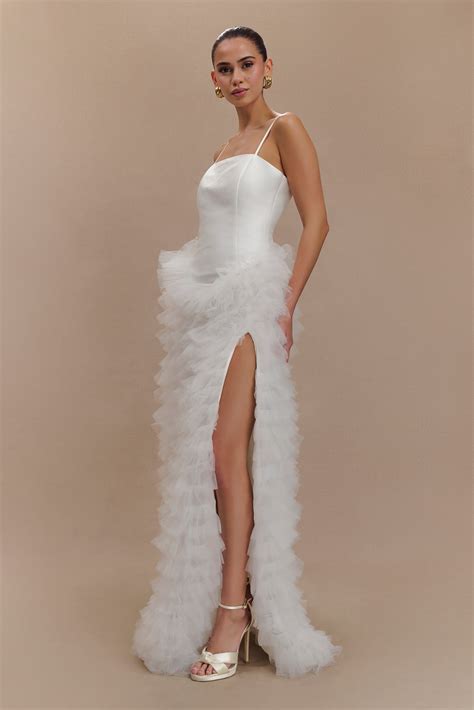 White Dresses For Women Mini Midi And Maxi Dresses Page 4 And Meshki Us
