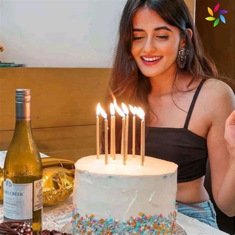 200 Caption For Sister Birthday On Instagram To Celebrate Her Special