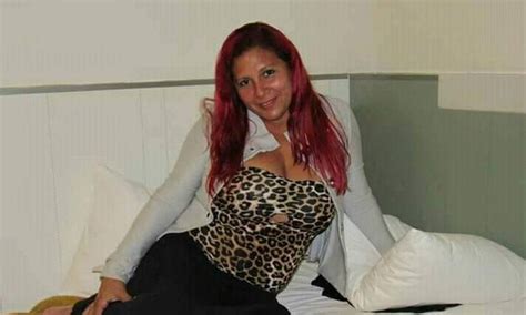 Prostitutas De Belém Partilham Celulares Para Sexo Virtual Na Pandemia