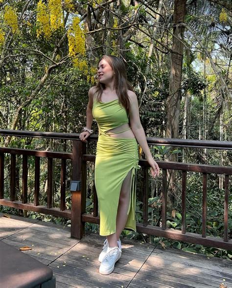 Simran Dhanwani R Indianactresshub