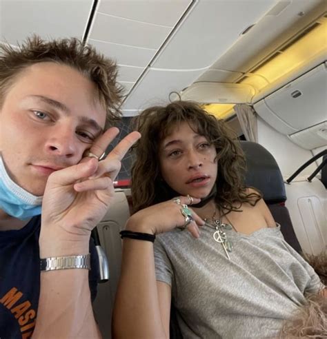 Drew Starkey And Odessa Azion Odessa And Rafe Odessa Azion And Drew